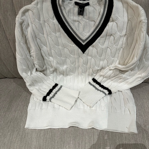 Forever 21 | Sweaters | Forever 2 Vneck White Preppy Sweater | Poshmark